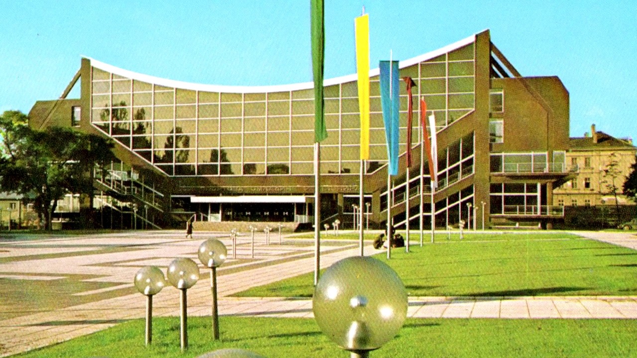 ХАЛА "Пинки" у Земуну пред рушењем? | СРБИН.инфо