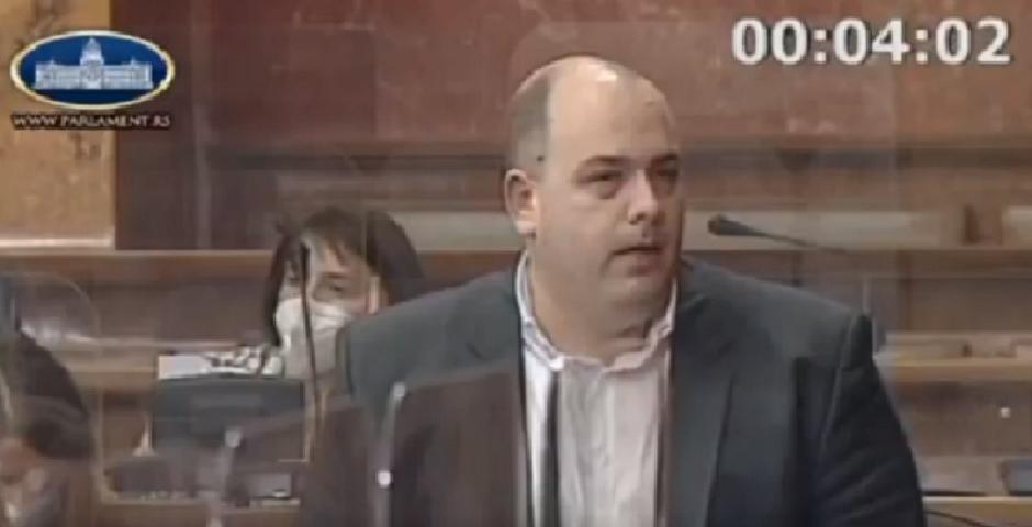 ŠOU U SKUPŠTINI "Đilas je nacista i fašista" | СРБИН.инфо