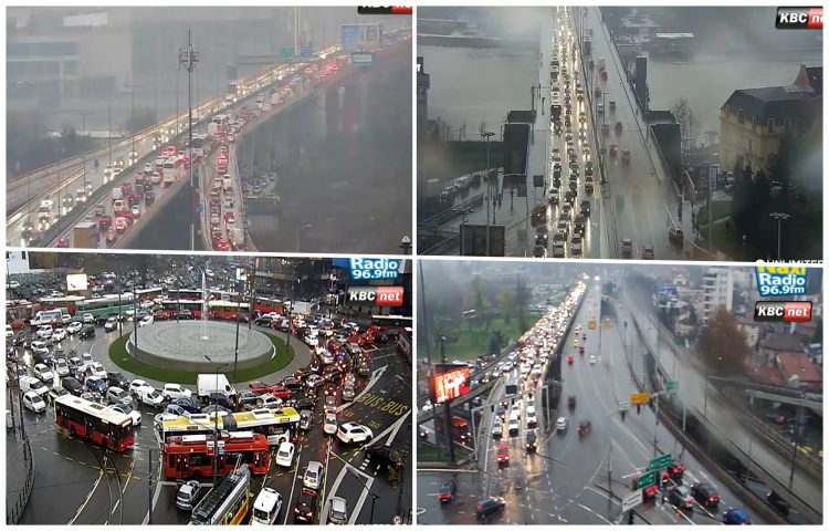 Saobraćaj u Beogradu na korak do kolapsa: Petak, kiša, kolone vozila ...